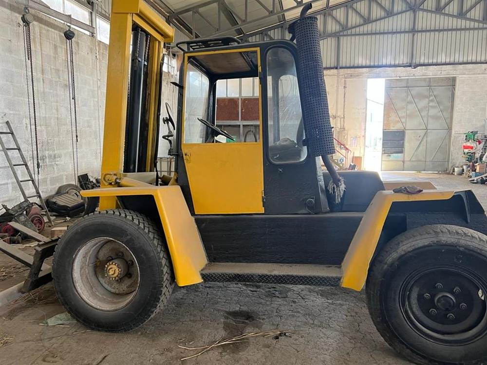 Muletto Hyster - in vendita a Livorno, Toscana | AAAnnunci.it