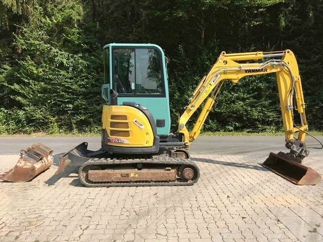 Miniescavatore Yanmar Vio 33 U - Macchine Movimento Terra a Casoria
