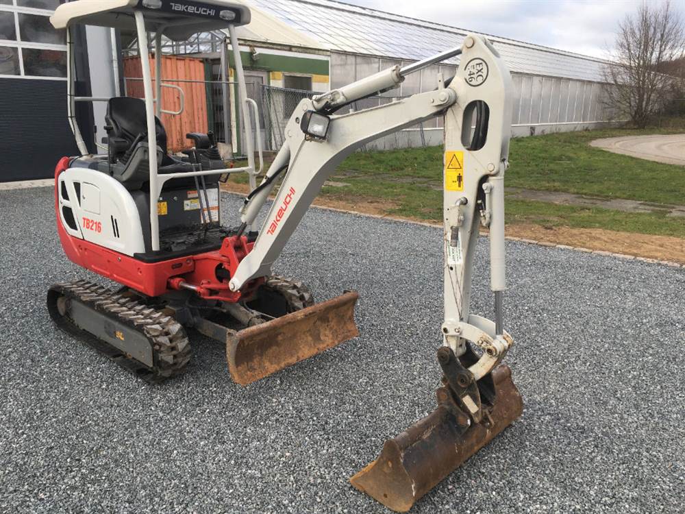 Miniescavatore Takeuchi TB216 - Macchine Movimento Terra a Gorizia