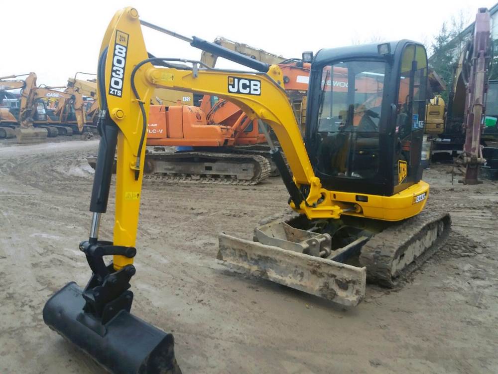 Miniescavatore JCB 8030 ZTS usato - Macchine Movimento Terra a Caltanissetta