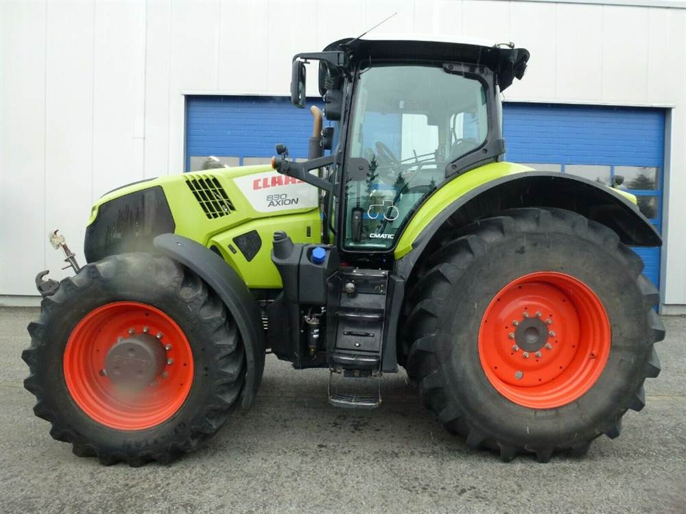 Trattore Marca Claas Axion 830 Cmatic - Pordenone - Friuli - Venezia Giulia