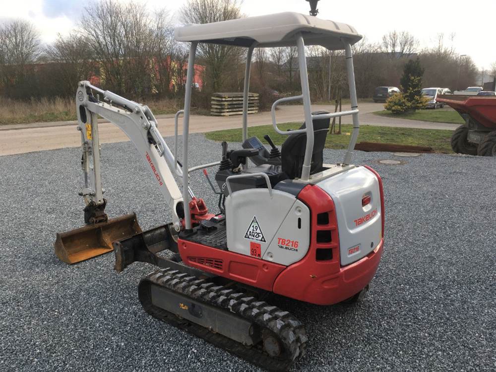 Miniescavatore Takeuchi TB216 - Macchine Movimento Terra a Gorizia