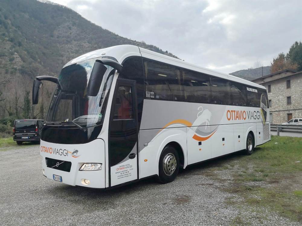 Volvo Genesis Euro 3 con Fap Euro 5, 51 posti Anno 2004, motore rifatto ...