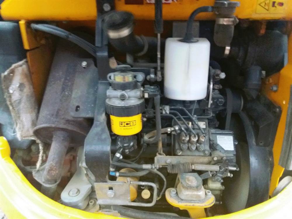 Miniescavatore JCB 8030 ZTS usato - Macchine Movimento Terra a Caltanissetta