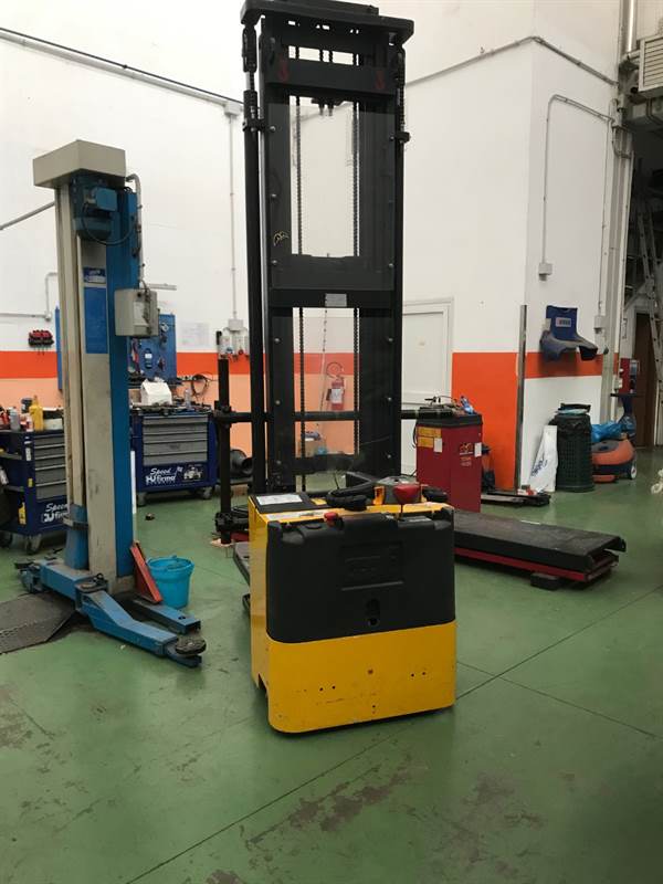Muletto portata 1600 Kg Altezza 6,2 metri - Firenze