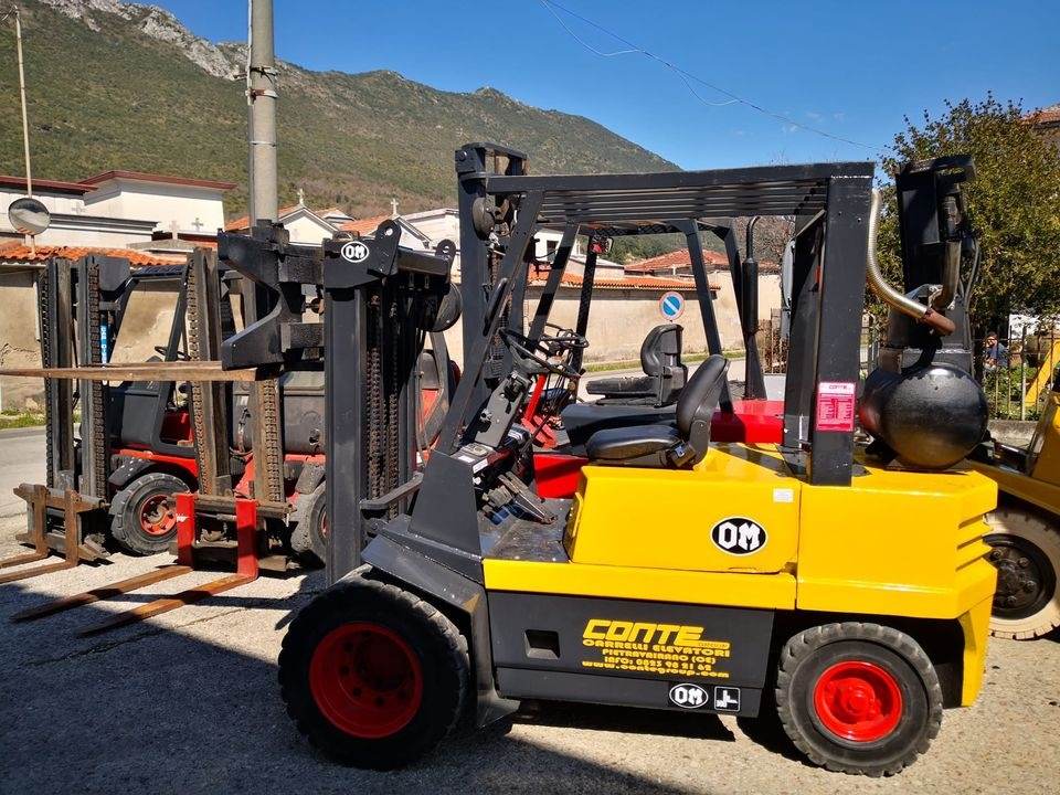 OM DI40C DIESEL - Muletti e Carrelli Elevatori a Caserta