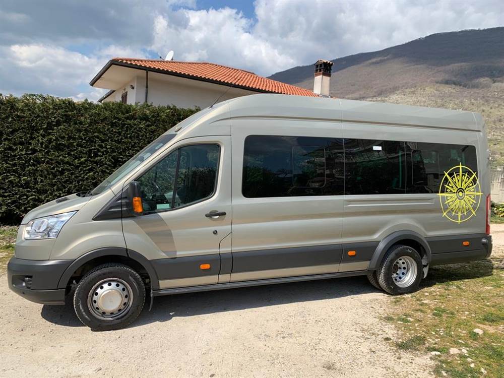 Ford Transit 19 posti perfetta Anno 2015 Km 300000 Euro 6, sempre ...